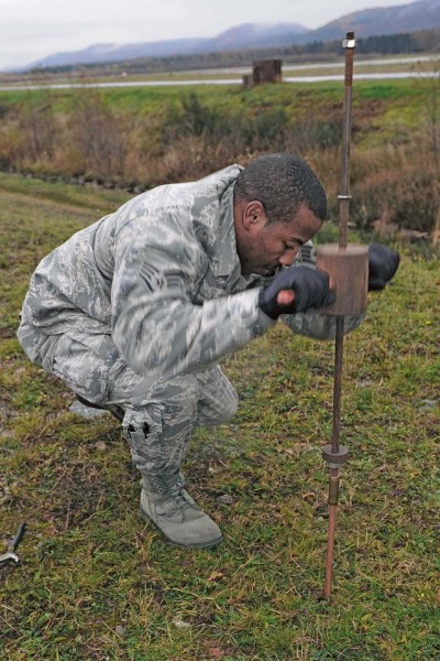 Grounding aircraft on ground - Kaiserslautern American