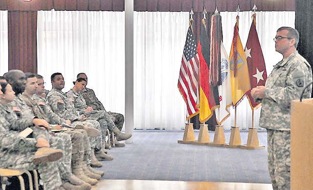 photo13a - Kaiserslautern American