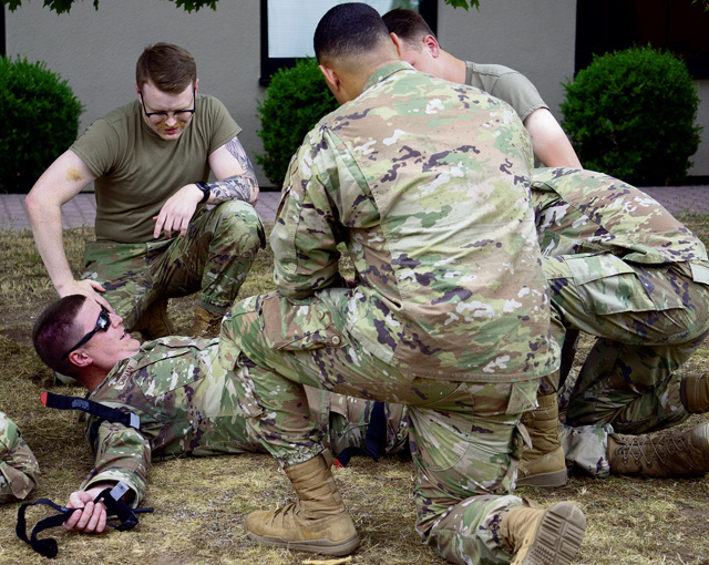 Tactical Combat Casualty Care — a life-saving tool box - Kaiserslautern ...