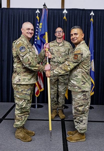 86th CS gains new commander - Kaiserslautern American