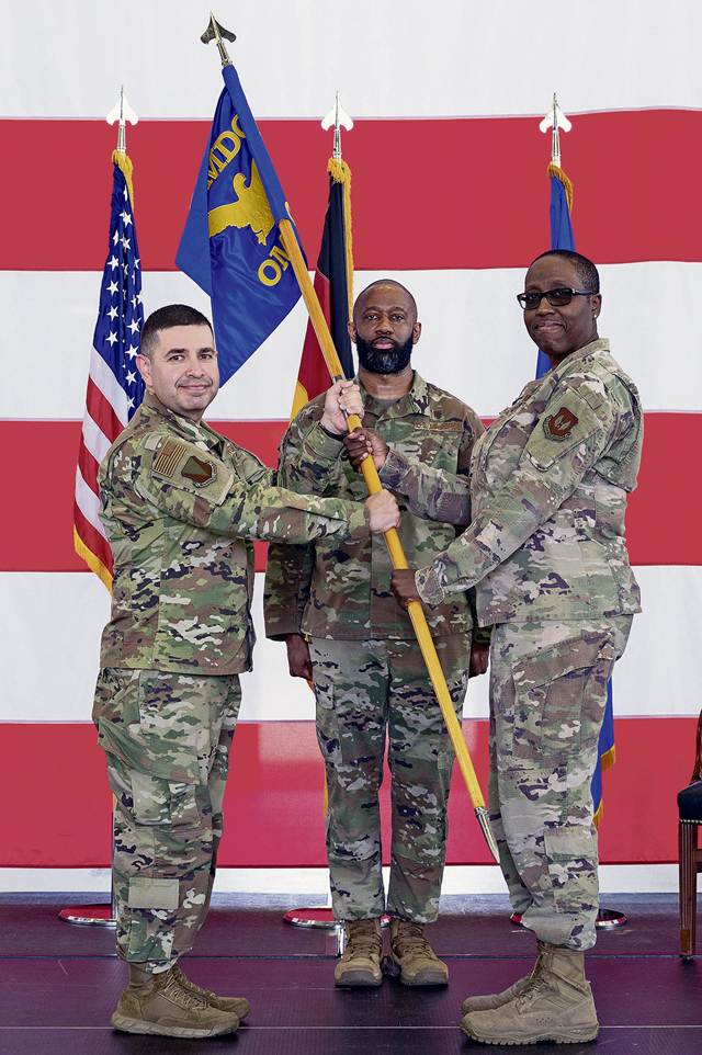 Ramstein welcomes new commanders - Kaiserslautern American